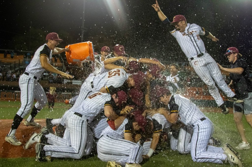 Knights Win Fifth Consecutive WCL Title - West Coast League
